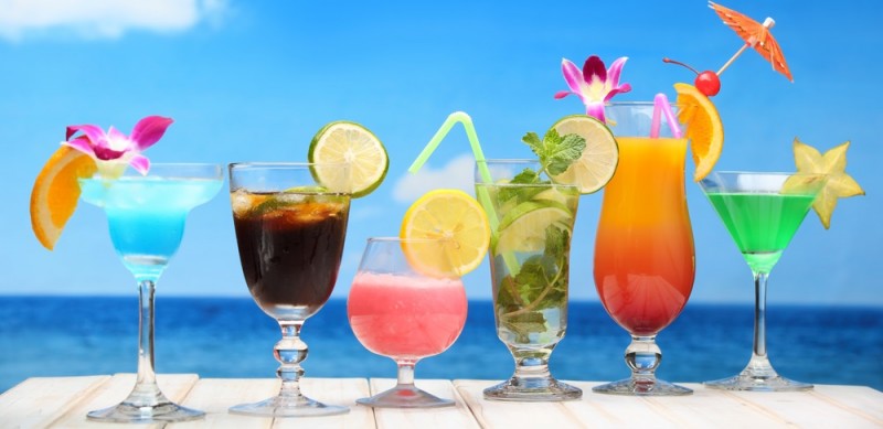 Delicious and Easy to Make Refreshing Cocktails - The NoBroker Times