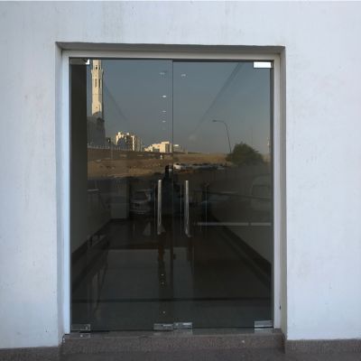 Modern Safety Glass Windows For Large Design