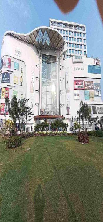 Biggest Malls in Chennai: Shopper's Paradise Guide in 2025