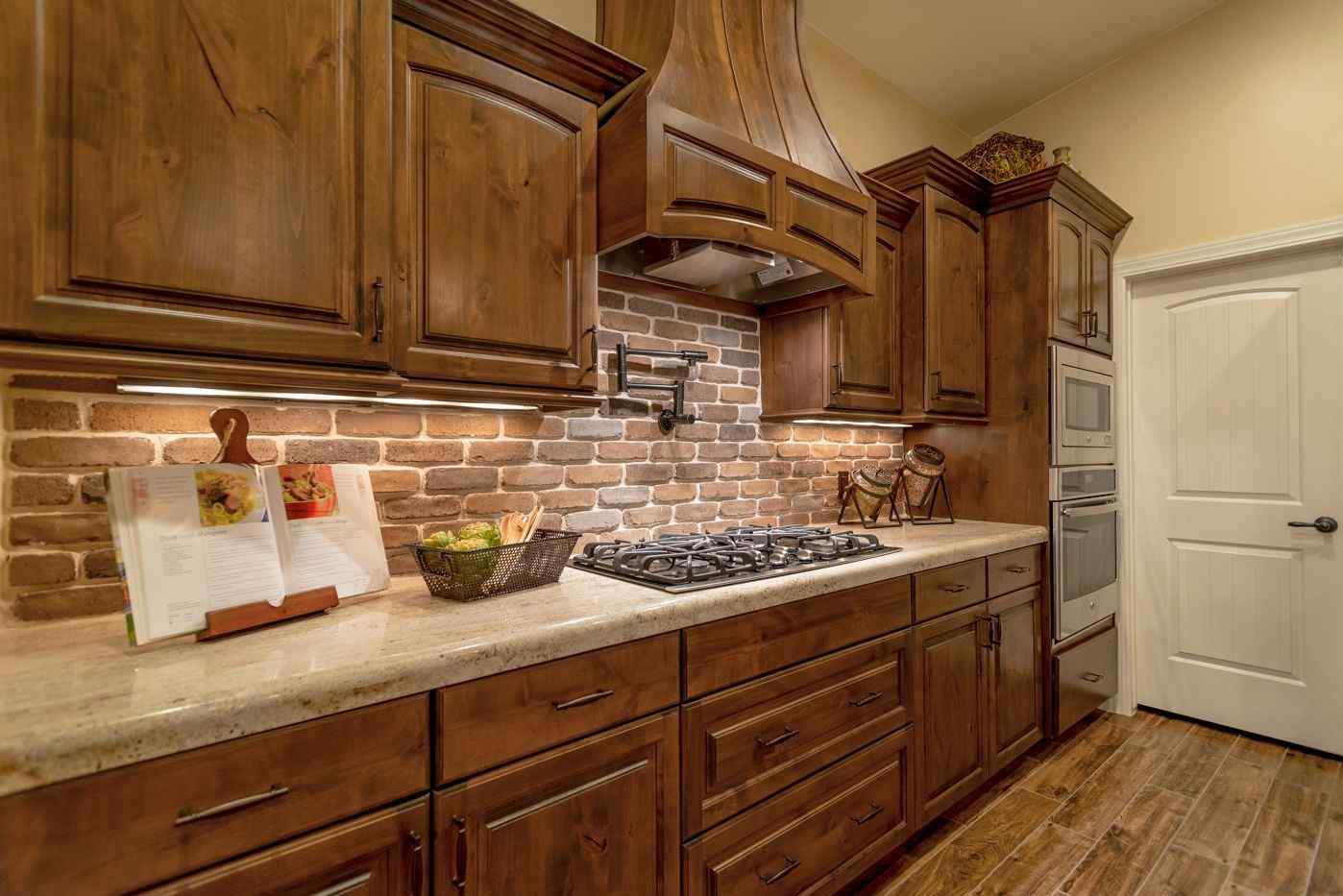 Unlock the Beauty with The Brown Kitchen Colour Combination