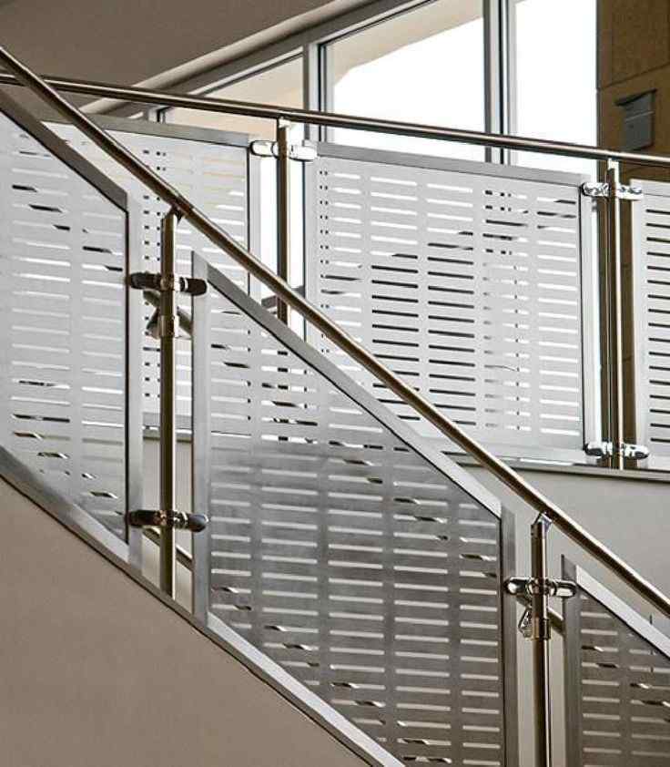 15+ Roof Railing Design: Safety & Style Guide in 2024