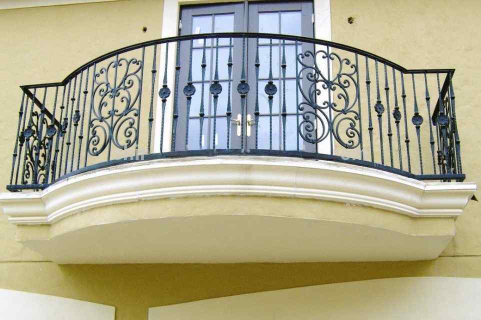 15+ Roof Railing Design: Safety & Style Guide in 2024