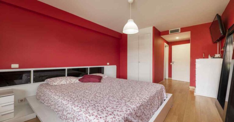 Red Wall Paint Combination Inspirations: Infuse Vibrancy into Your ...
